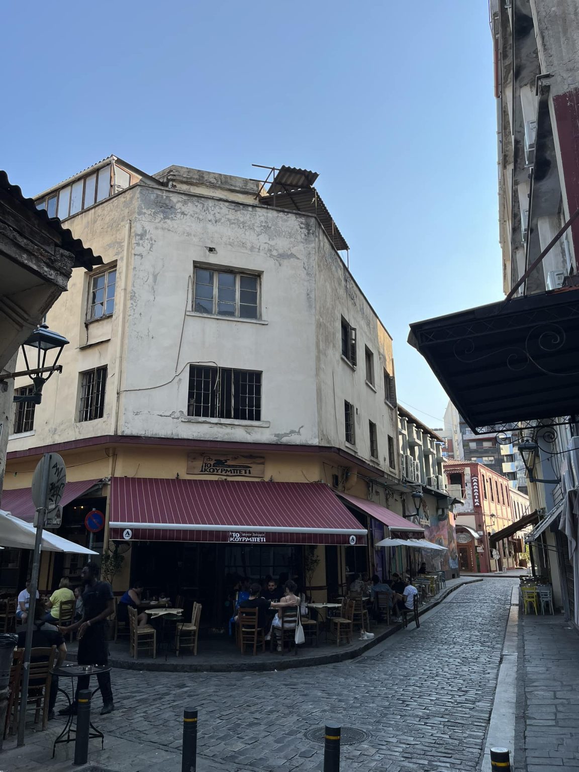 40 + 3 σημεία της πόλης για καφέ, φαγητό, αγορές που ξεχωρίσαμε και σας ...
