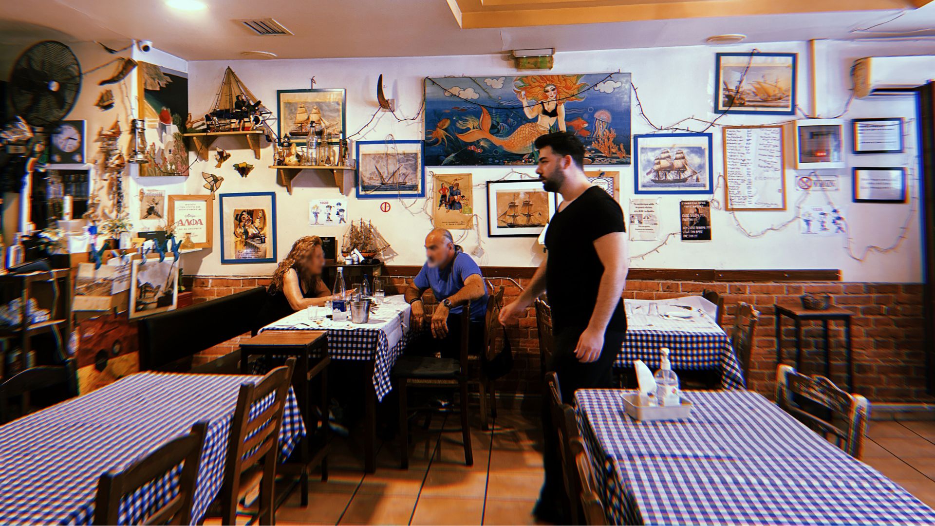 Μεγάλες μερίδες, καλό ψάρι, τίμια πιάτα σε μια αυθεντική ψαροταβέρνα ...